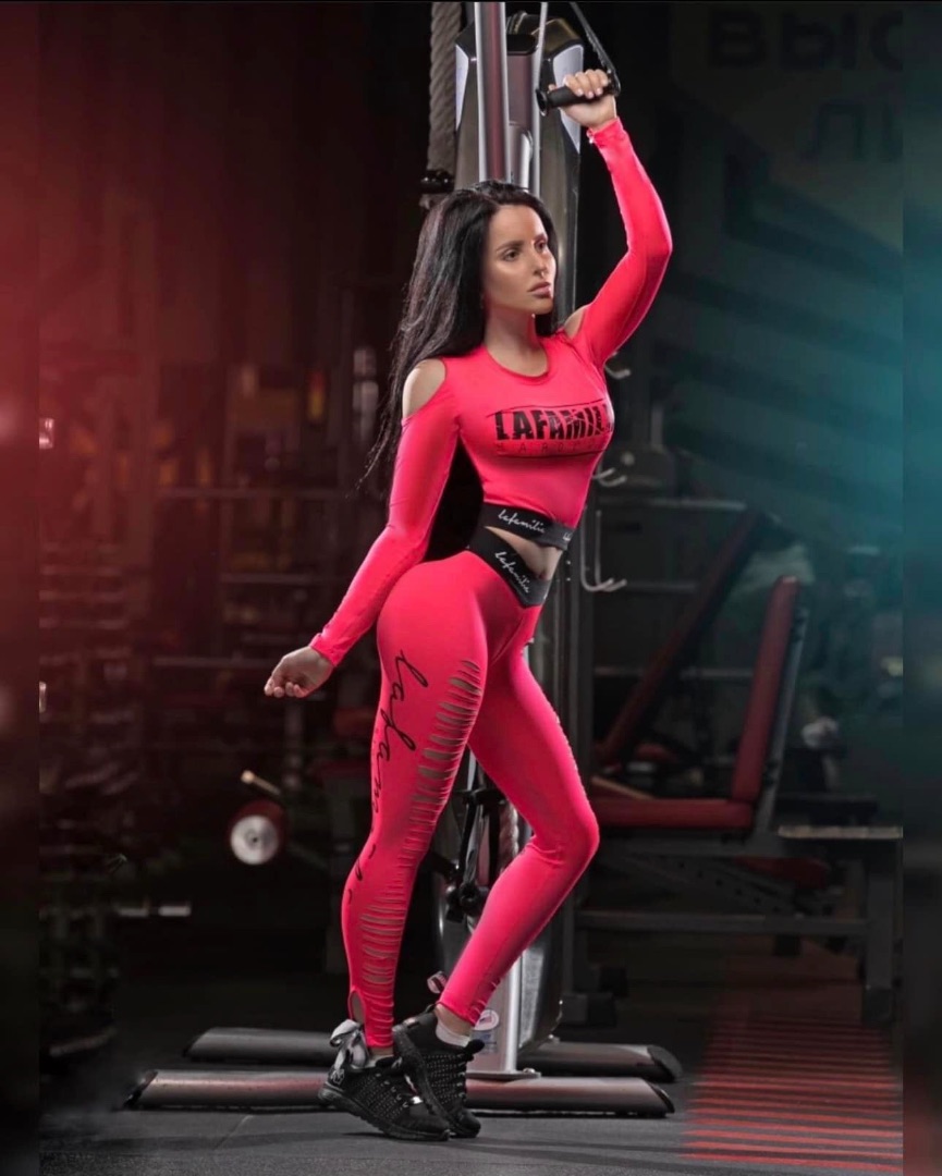 Crop Top Longsleeve / Equipment for her / Proizvodi - Walk Like A Pro ...